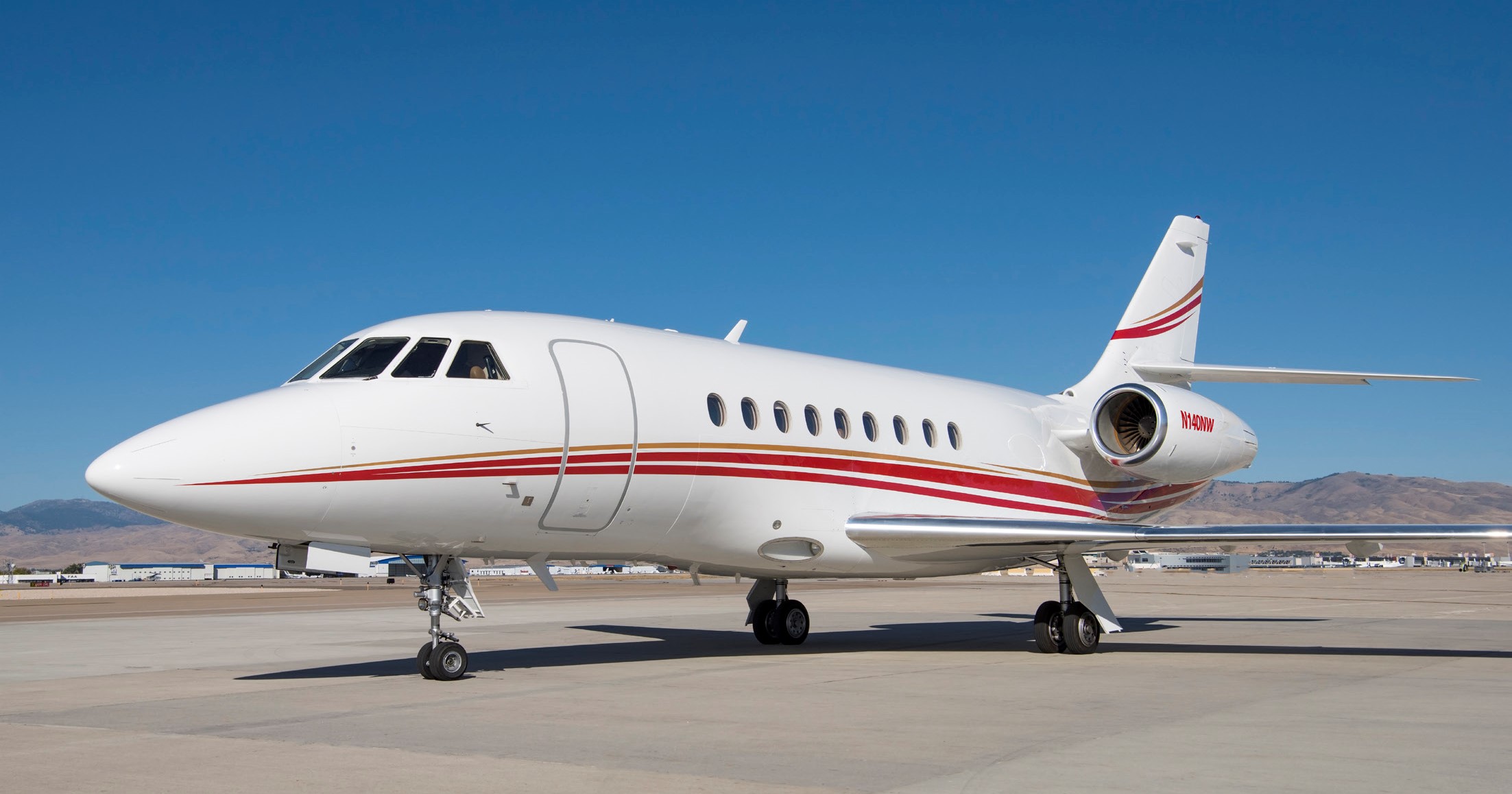 Falcon 2000 Charter | evoJets