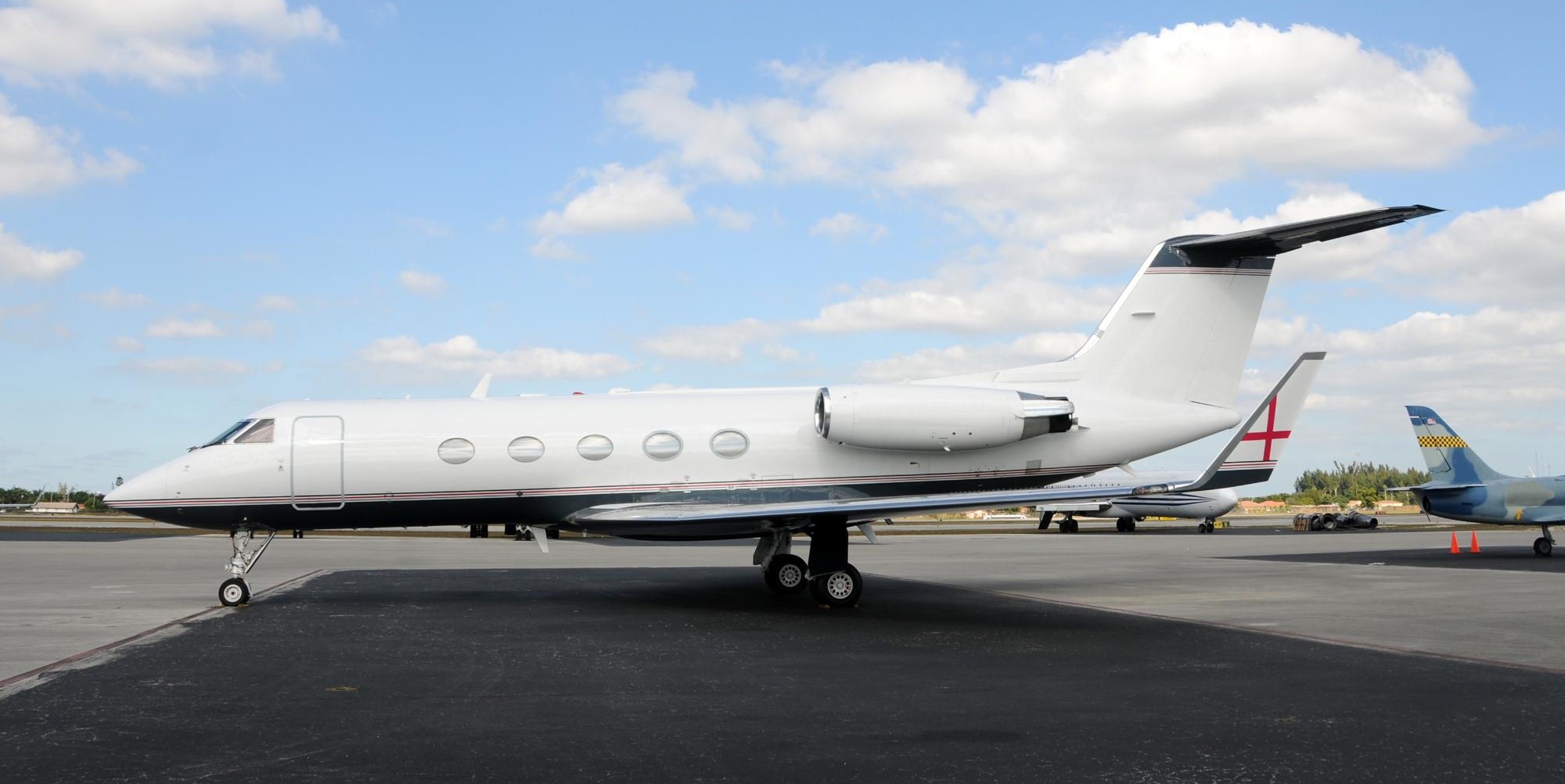 Gulfstream G-III Charter | evoJets